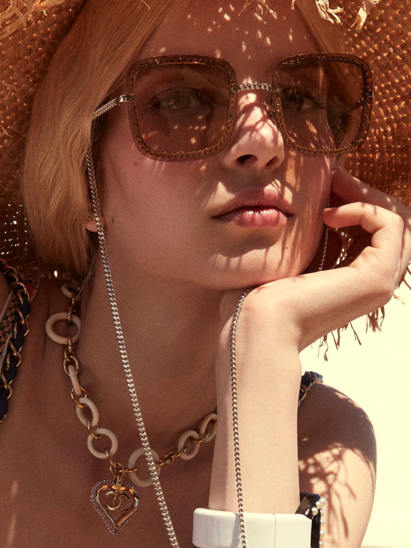 NASTYA ZHULEVA FOR ELLE